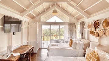 Cabana de Madeira Panorâmica, 2 camas de casal, vista para a montanha | Roupa hipoalergénica, cofre no quarto, ferro/tábua de engomar