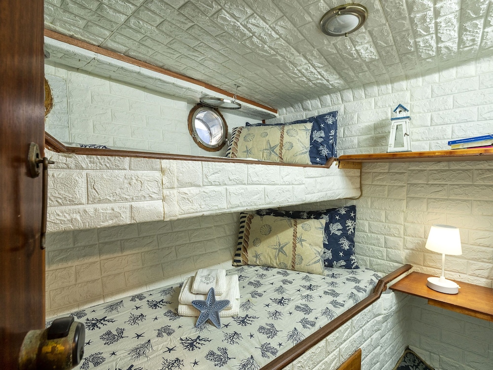 Alicudi By Interhome - Alghero