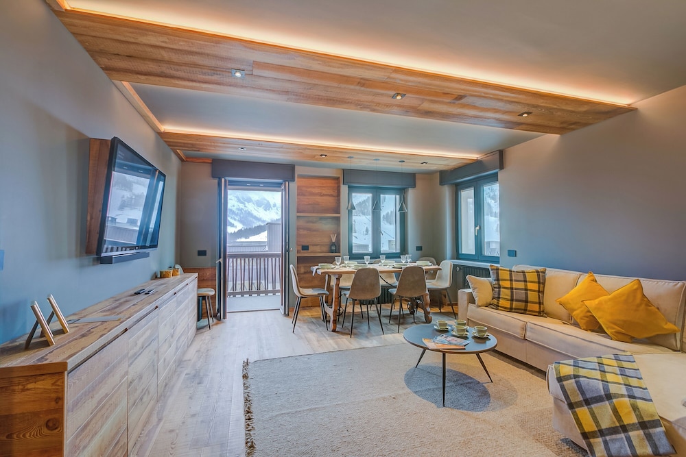Simona Luxury Apartment Few Steps From Sk - Sestriere