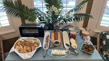 Pequeno-almoço continental diário incluído