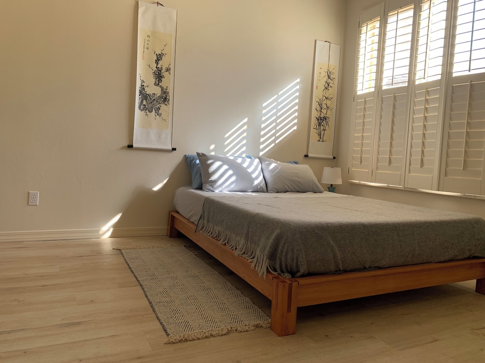 Peaceful Retreat In Luxury Home Near Mt Lemmon. Spacious And Modern. - Tucson, AZ