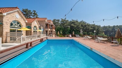 Taean Atirans Beach Pension