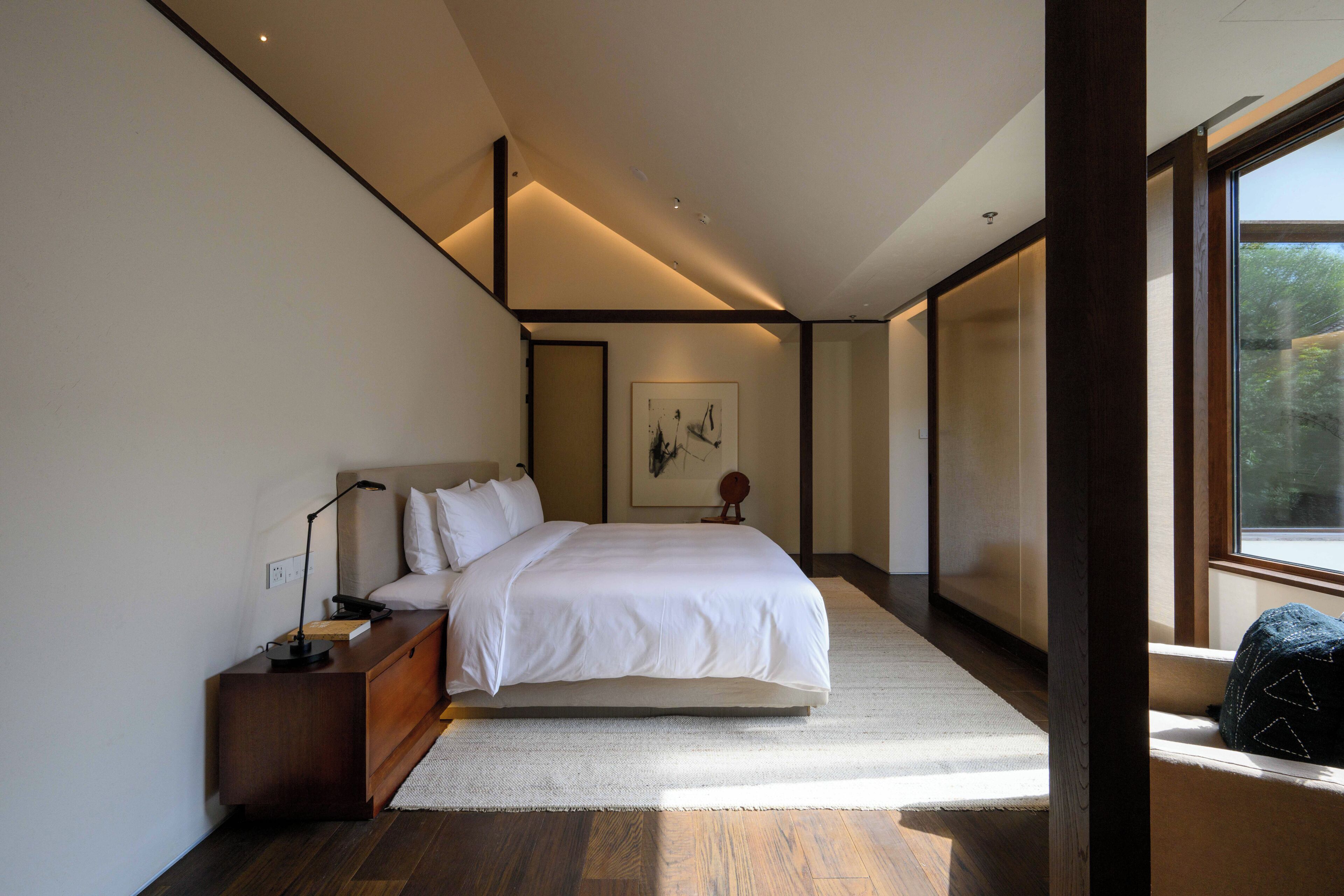 Quarto presidencial | 1 quarto, frigobar (abastecido com itens grátis), escrivaninha