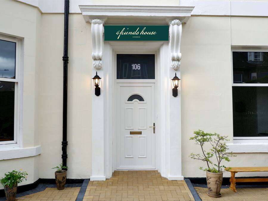 Fachada da propriedade