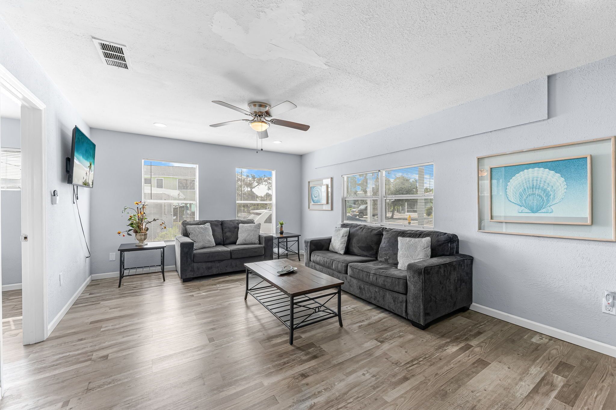 Dog Friendly, Spacious Beach Retreat, Only Steps To Sugary Sand, Conveniences And All The Fun! - Fort Myers Beach, FL