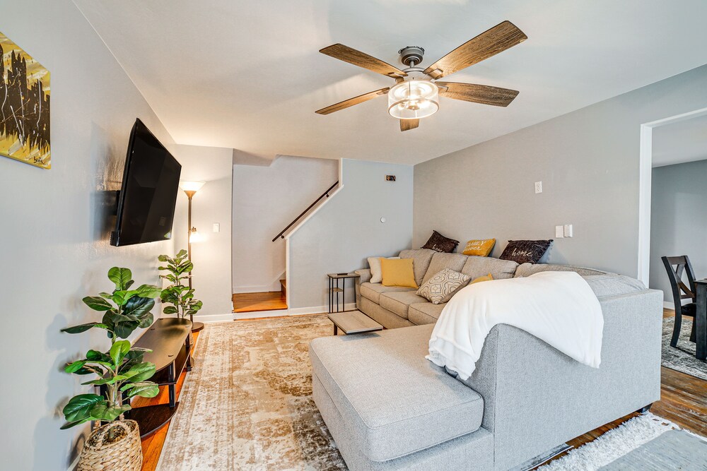 Penn Hills Home ~ 11 Mi To Pittsburgh - Plum, PA