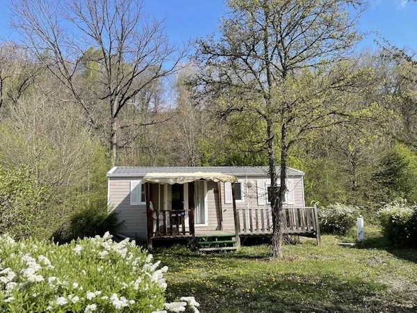 Camping 3 éToiles - Piscine - Eehhee - Bourg-Saint-Maurice