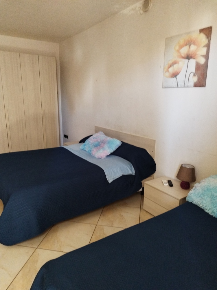 Cozy Two-room Apartment Allowed Four-legged Friends - Nola