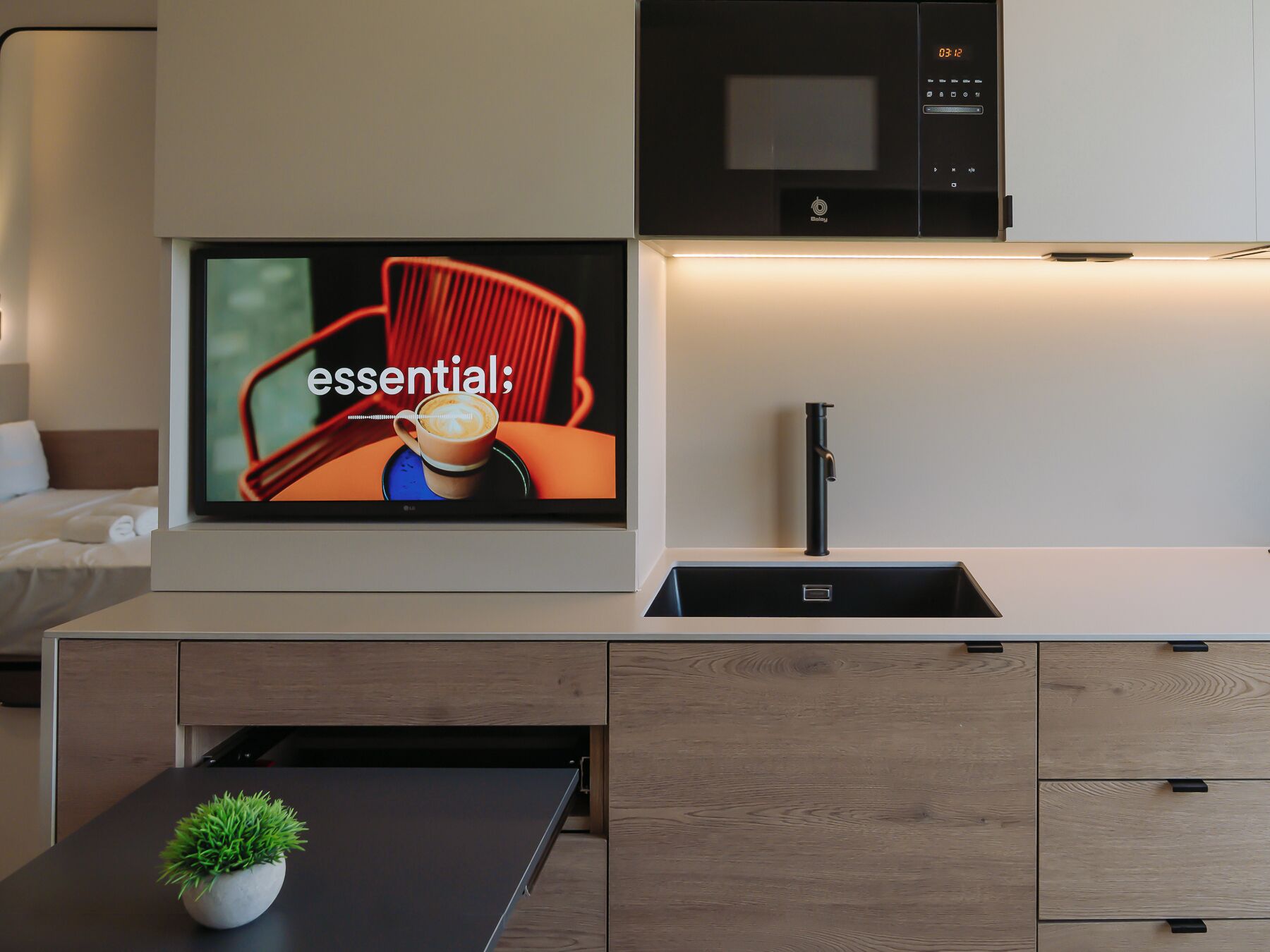 Estúdio Premium, 1 cama queen-size, não fumadores, kitchenette | Cofre com capacidade para portátil, com mobília individualizada 