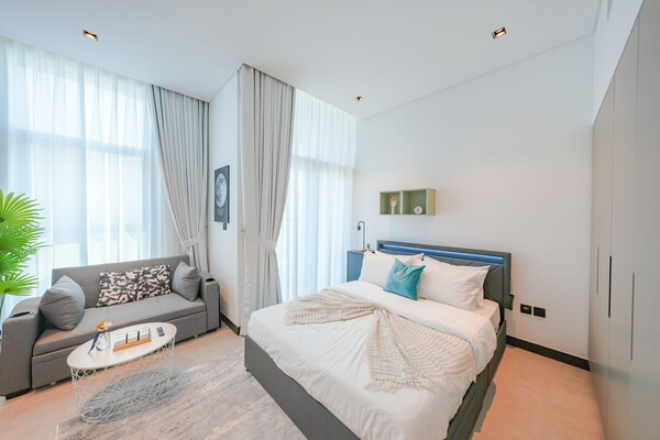 Stylish Retreat In Business Bay - Dubai