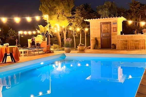 Piscina externa sazonal