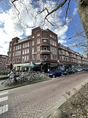 Fachada da propriedade