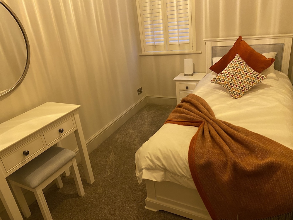 2 Bedroom Cottage In Stamford - Stamford