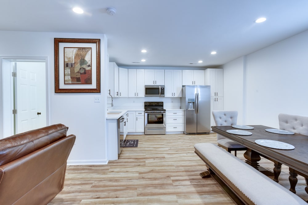 Spacious La Plata Escape - Maryland