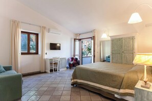 6 quartos, Wi-fi grátis, roupa de cama fornecida 