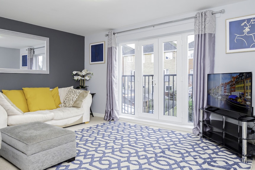 Modern Home, 9 Beds For Extended Stays, Free Parking - Henley-on-Thames
