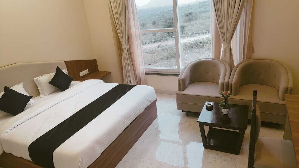 Gorgeous 6-bedroom Villa With Ac And Wifi In Udaipur - Udaipur