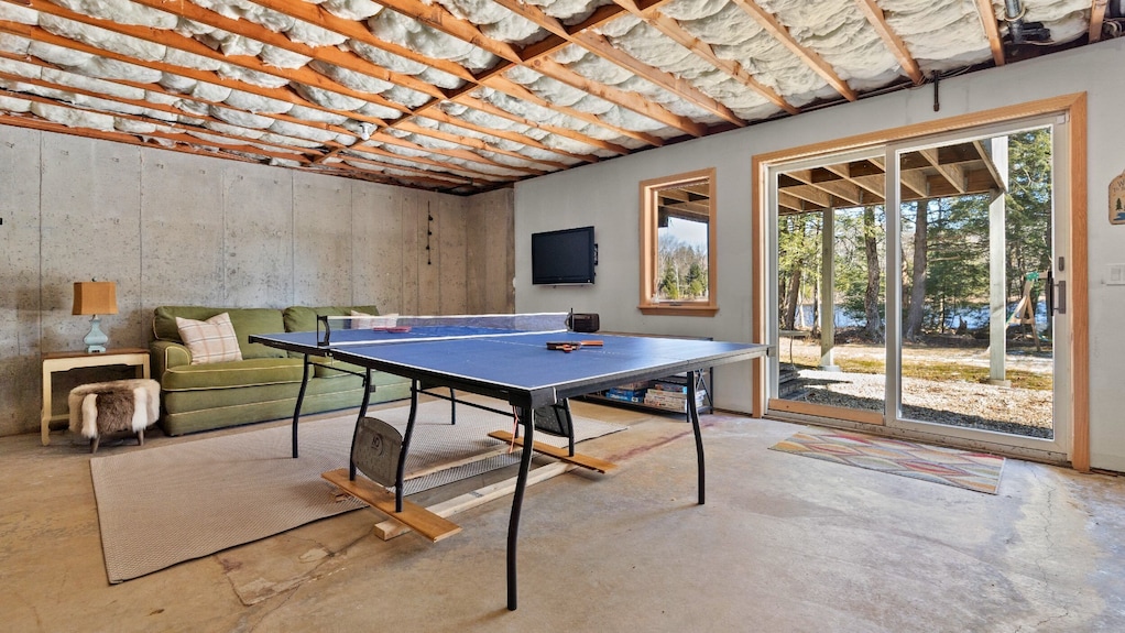 Lakeside 3-br Berkshires Residence - The Berkshires, MA