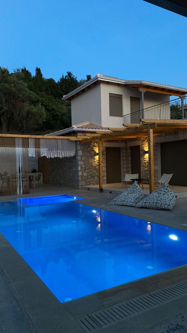 Zephyros Villas - Agios Nikitas - Lefkada