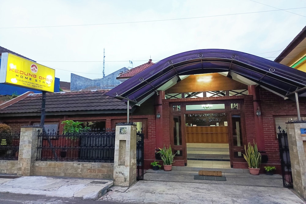 Kedung Ombo Homestay - Malang