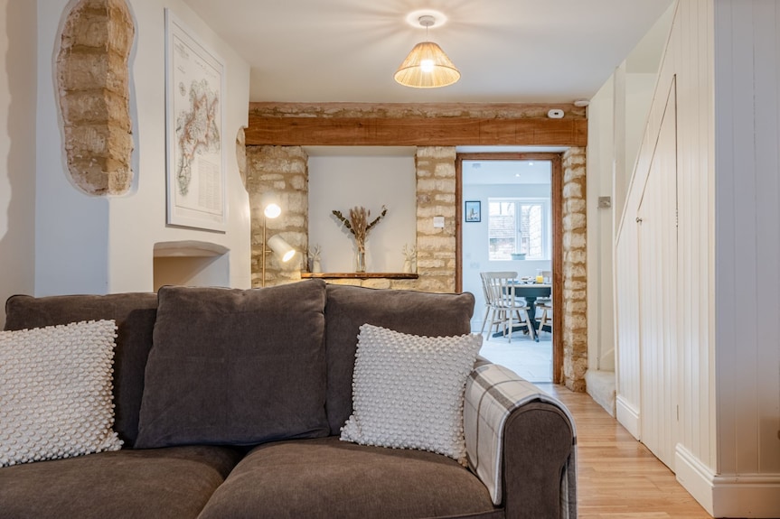 Churn View - A Cottage That Sleeps 4 Guests In 2 Bedrooms - Gloucestershire