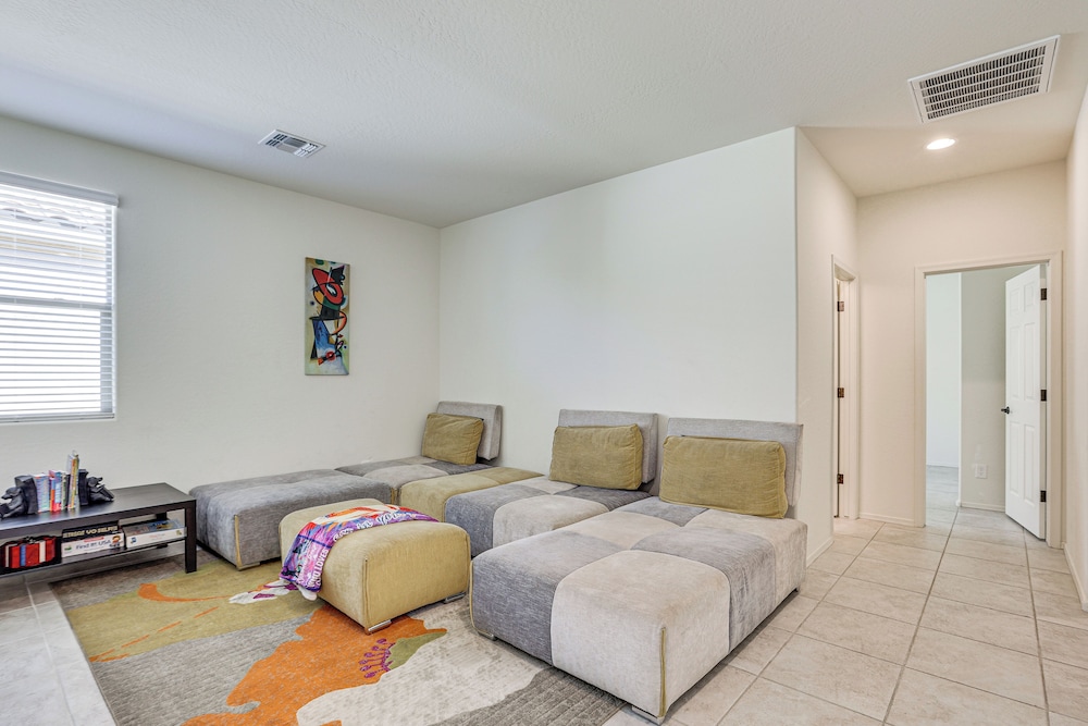 7 Mi To State Farm Stadium: Peoria Home! - Glendale, AZ