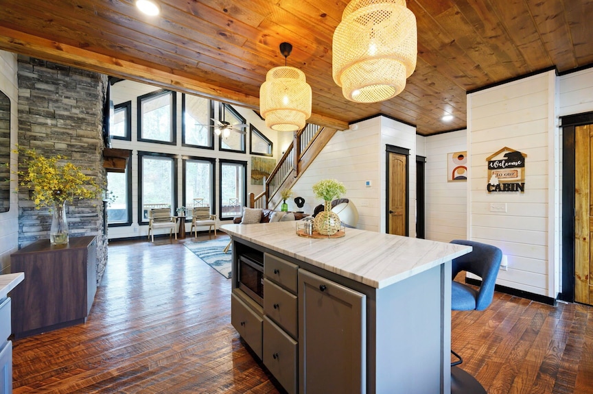 View! Movie Theater/creek/sauna/pinball/arcades - Oklahoma