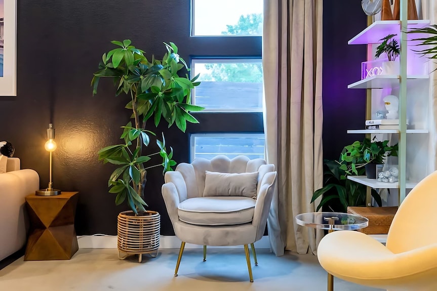 Downtown Austin Oasis W Pool & Hot Tubsleeps 18 - Austin, TX