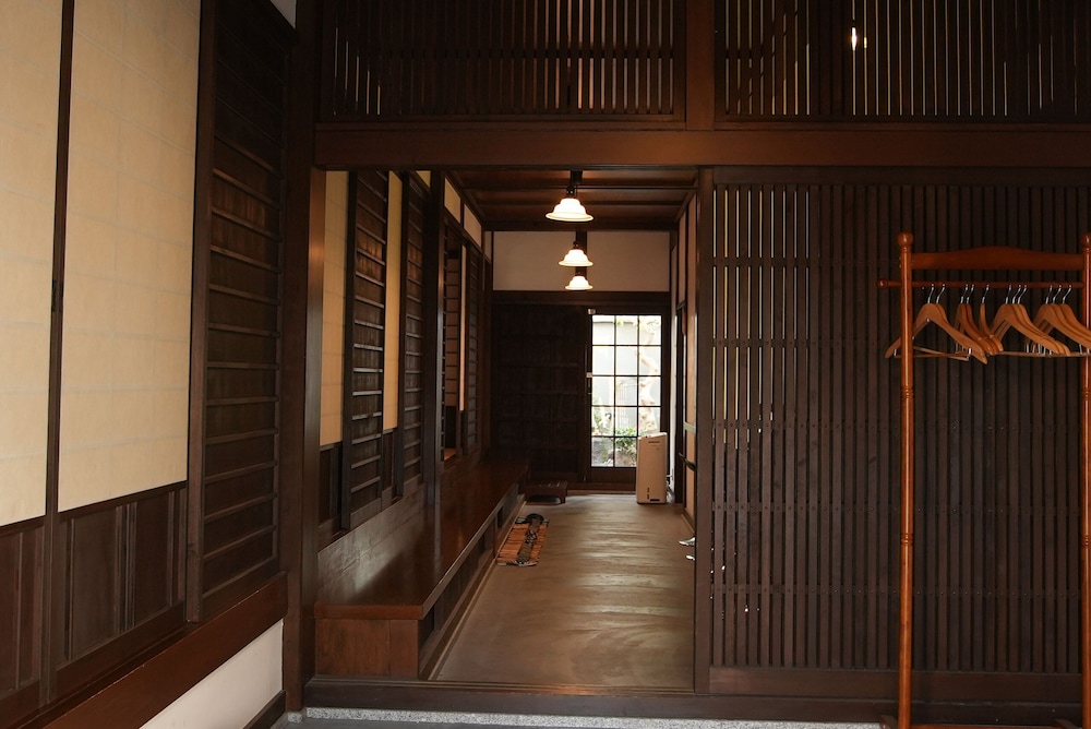 Kamiyashiki Private Hotel Self Check-in - Sakai
