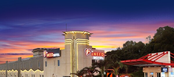 I Need Motel - Taiwan