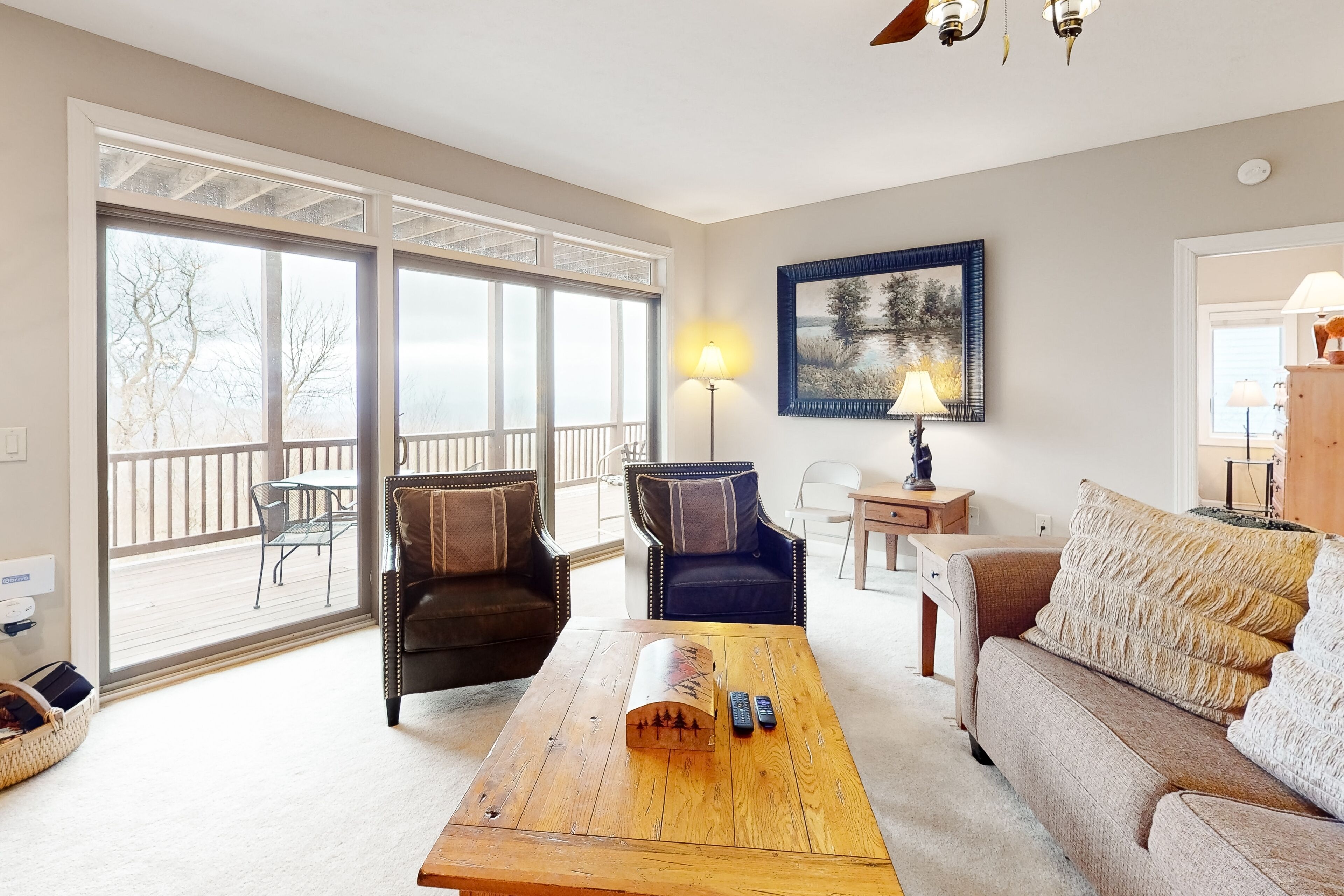 Charming Mountain Retreat With Great Balcony Views - Sugar Mountain, NC