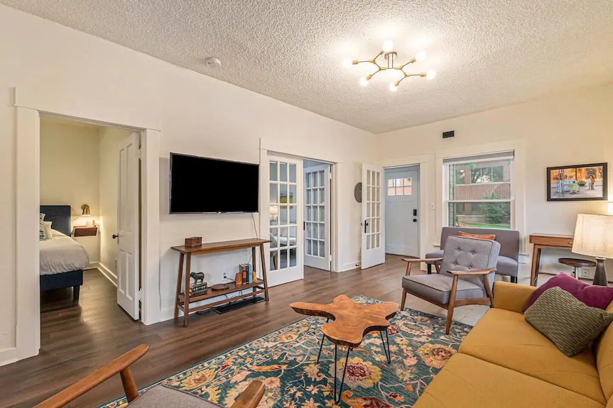 Downtown Loveland Bungalow, Charming, Historic 2br Recently Remodeled Gem. \N\n - Loveland, CO