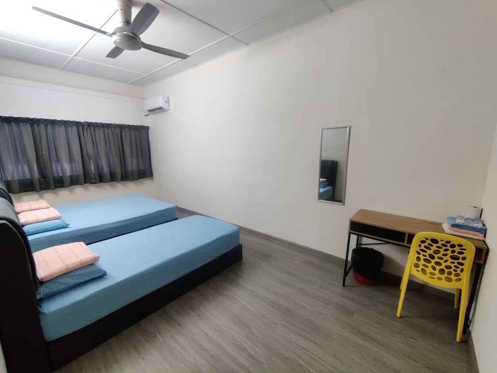 Clp Home Near Sri Muniswarar Temple 2 - Insel Penang