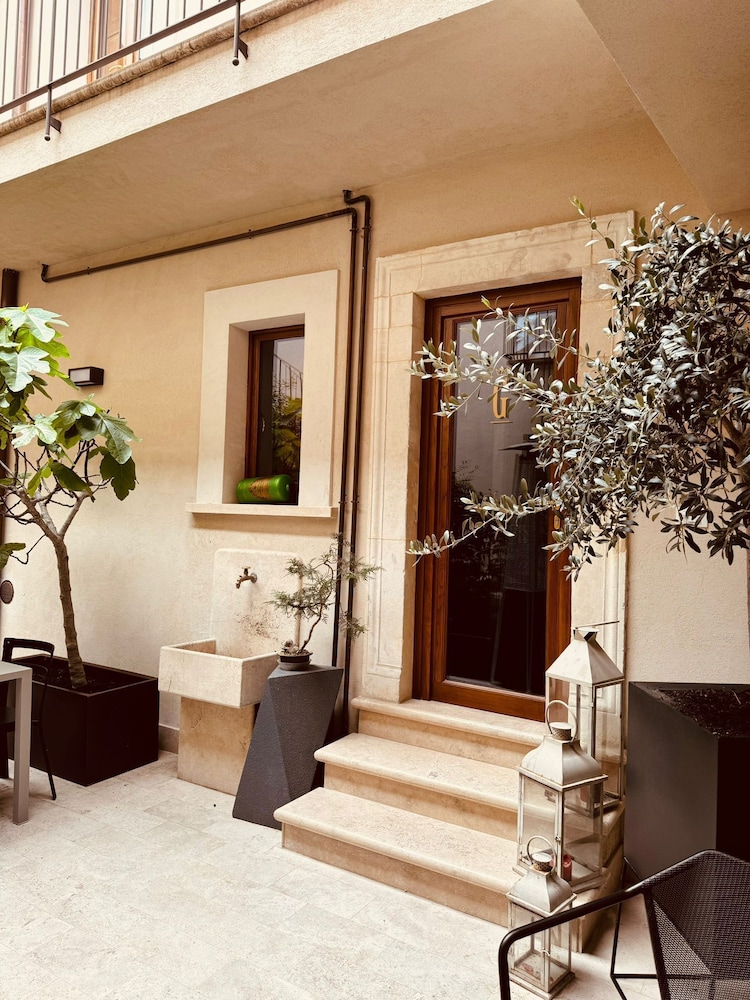 Ginevra Boutique Rooms - L'Aquila