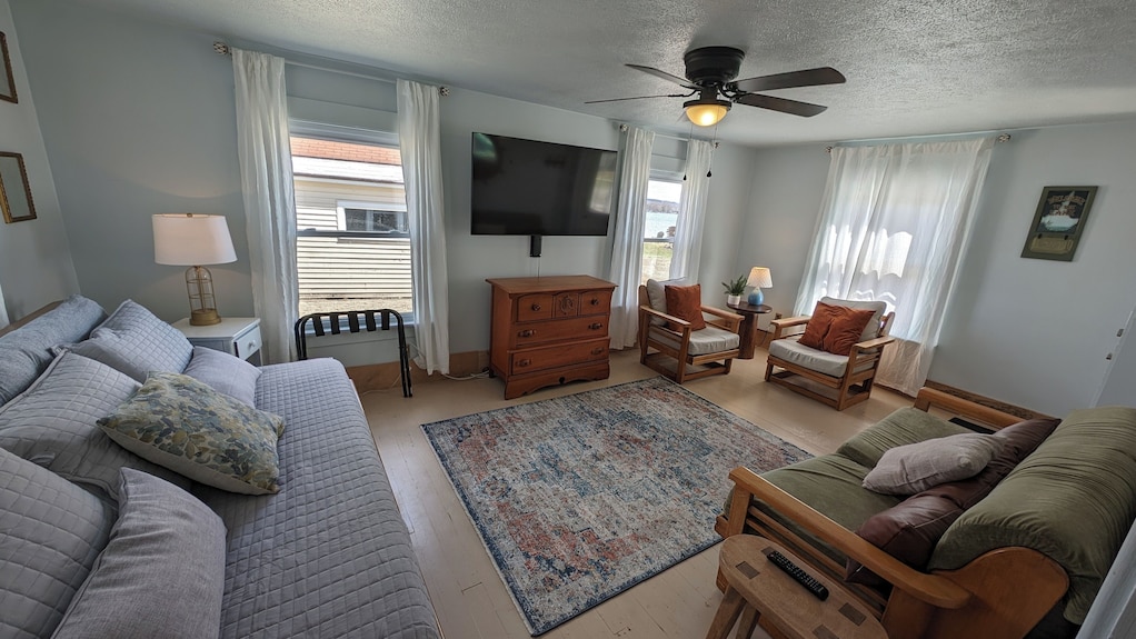 Cottage #7 - Lakefront Cozy Cottage With 1 Bedroom In Charming Stow, Ny - Chautauqua Lake, NY