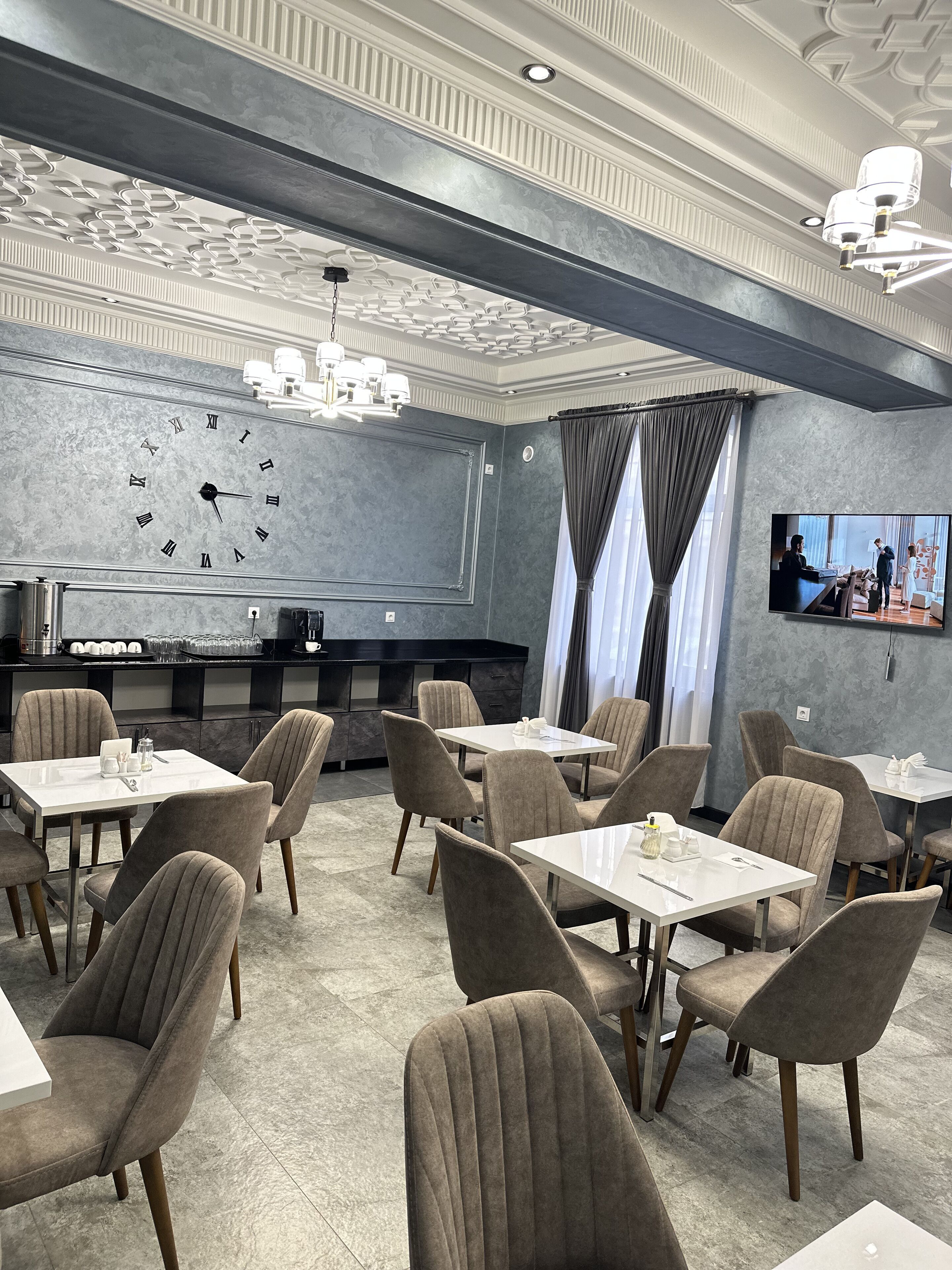 Pequeno-almoço continental diário incluído 