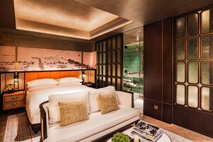 Quarto premium, 1 cama Queen, terraço, vista para a cidade | 1 quarto, edredons de pluma, camas com colchões pillow-top