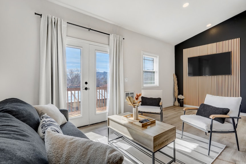 Urban Float - Private Heated Pool & Hottub & Firepit - Colorado