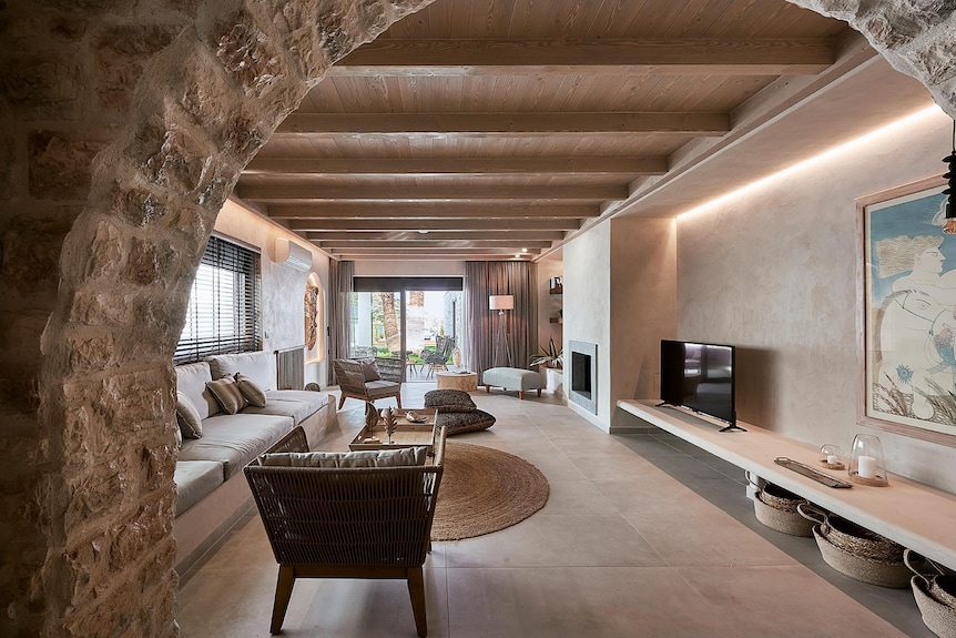 Beachfront, Includes Breakfast & Hotel Services - Agios Nikolaos