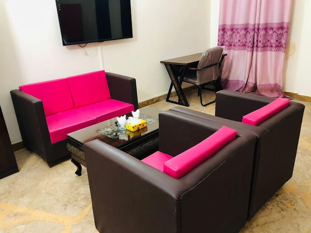 The Muslim Guest House - Karachi