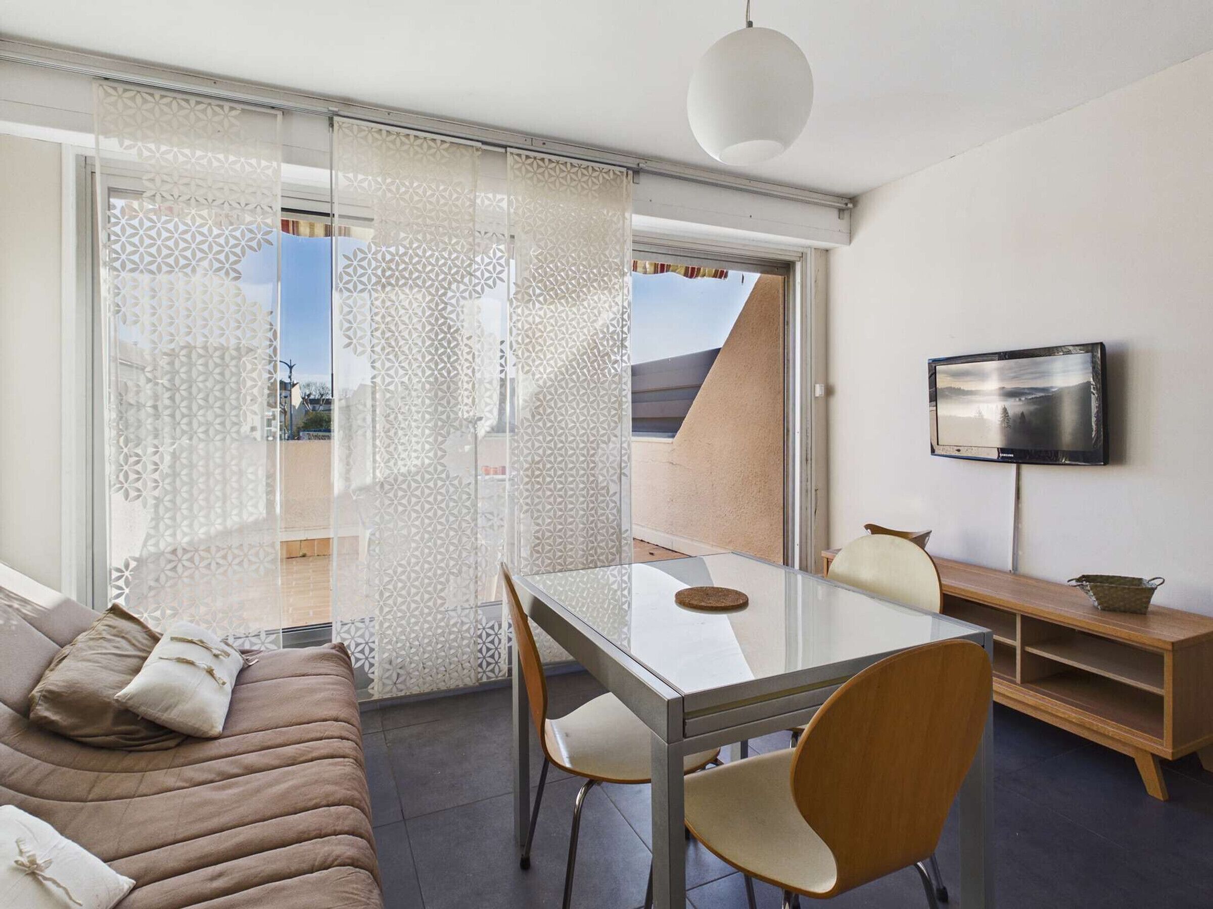 Gemütliche 2-zimmer-wohnung Für 4 Personen, Terrasse, Parkplatz, In Marseillan. - Marseillan