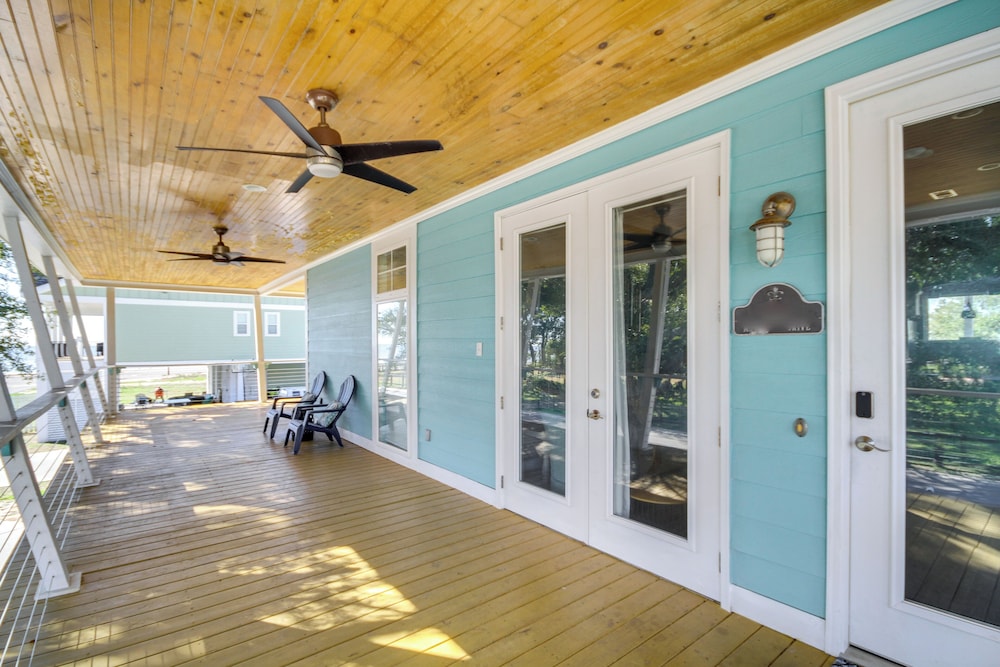 Walk To Beach: Stunning Gulfport Getaway - Biloxi, MS