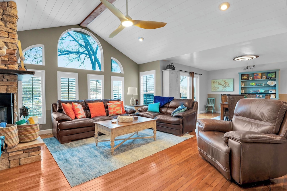 Waterfront Sunrise Beach Rental W/ Private Dock - Lake Ozark, MO