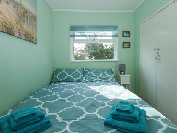 2 quartos, com decoração personalizada, com mobília individualizada