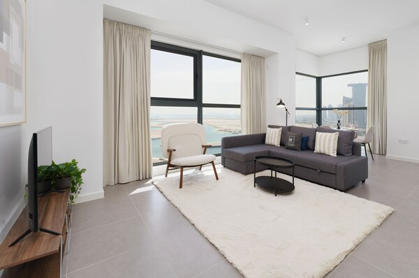 Maison Privee - Modern & Panoramic Sea View Apt On Al Reem Island - Abu Dhabi