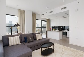 Apartamento | Sala de estar | TV de ecrã plano 