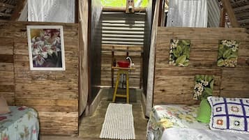 Chalé família, vista para o rio | 1 quarto, individualmente decorados, individualmente mobiliados