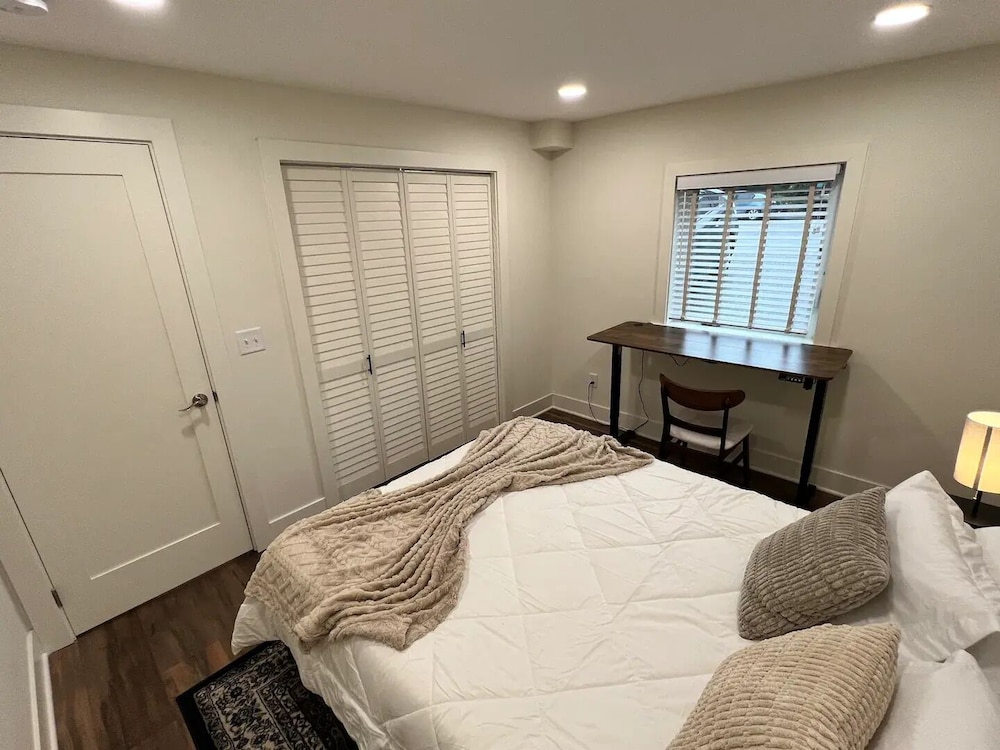 Brand New 2-bedroom Apartment In Ballard! - Bainbridge Island, WA