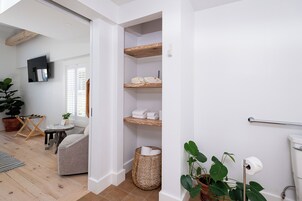 Quarto casal superluxo, 1 cama King, acessível para pessoas com deficiência física | Wi-Fi de cortesia