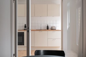 Estúdio grand | Área de estar | Smart TV 50 polegadas com canais digitais, Netflix